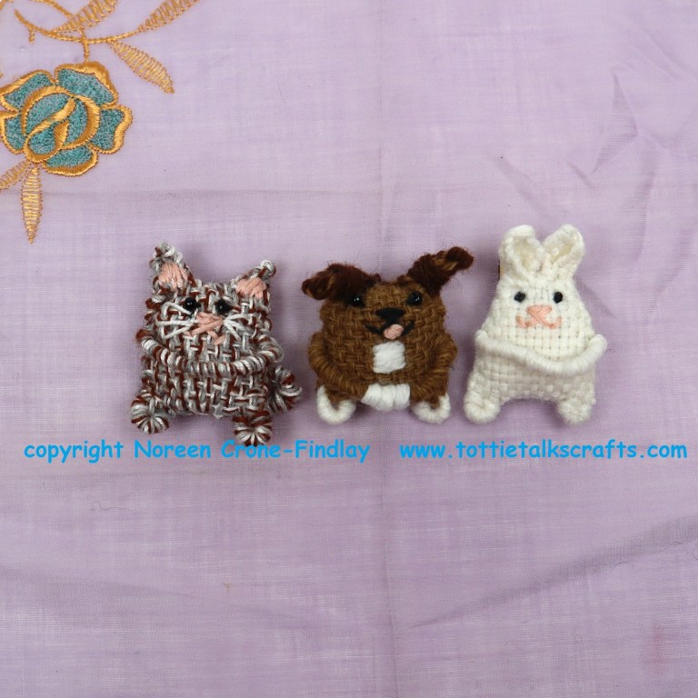 Loom & looms & small loom weaving | Tottie Talks Crafts Blog