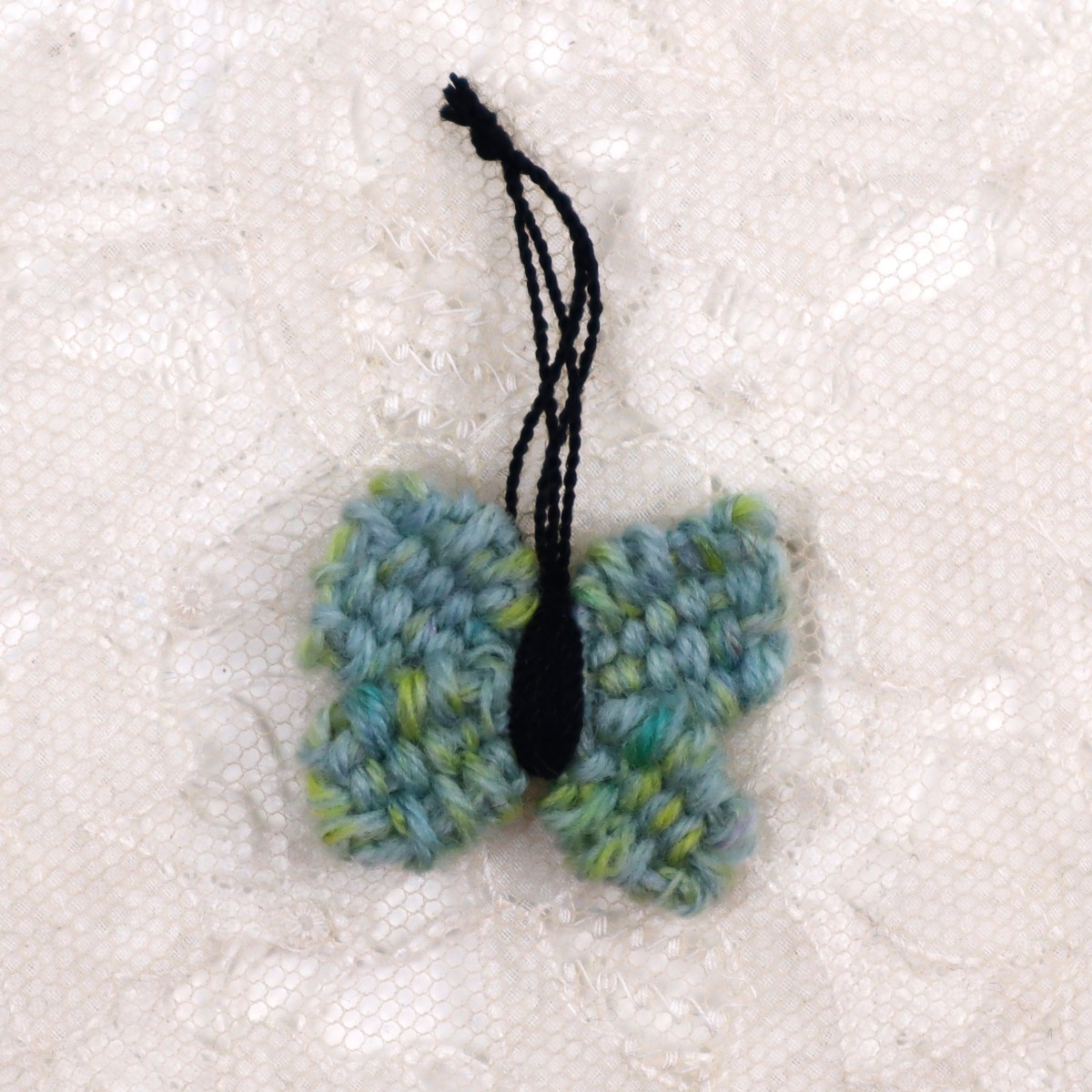 How to Weave a Small Comfort Butterfly on the Chloe Loom | Tottie Talks ...