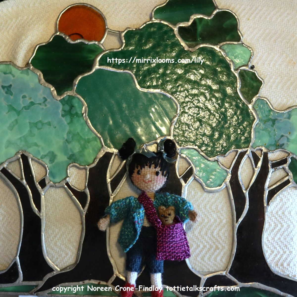 A shoulder bag for the Lily Doll | Tottie Talks Crafts Blog